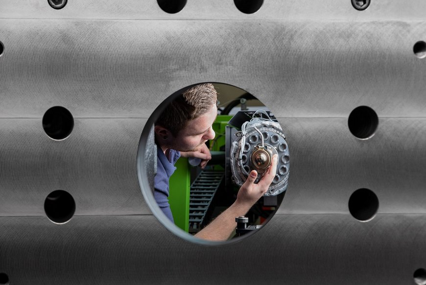 ENGEL expands intelligent assistance further with iQ melt control ...