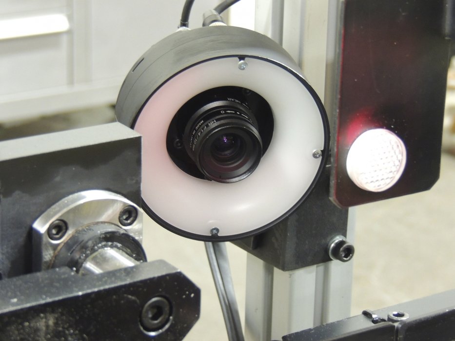 Keyence’s LumiTrax Makes Easy Imaging of Challenging Part Features ...